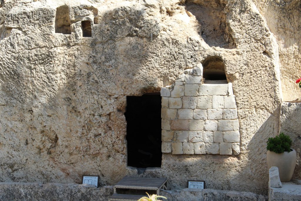 Behold, the empty tomb – GaryCombs.org